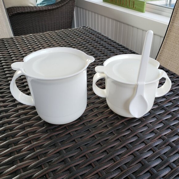 Tupperware | Kitchen | Nwt Tupperware Sugar And Creamer Set White ...